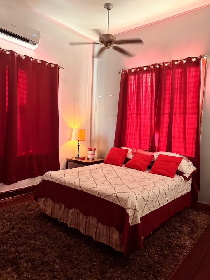 Habitación Privada Con A/c + Baño - Zona Exclusiva - La Lima