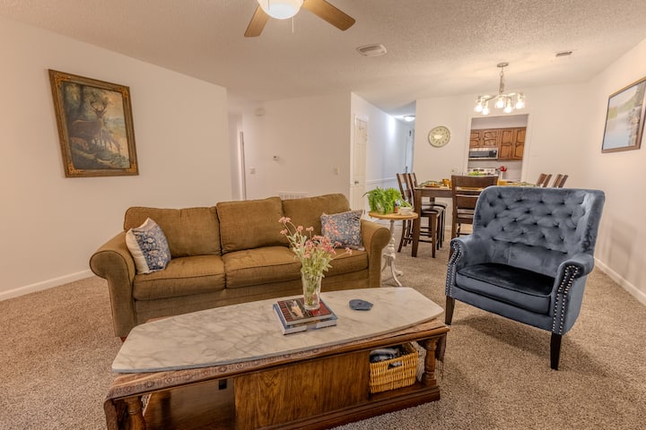 Serene Retreat • Steps From Lake/tennis/trails - Hot Springs Village, AR