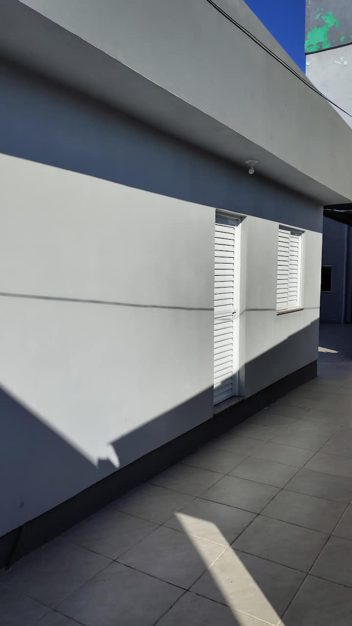 Apto 1 Dorm Novo, Mobiliado, Centro, Perto De Tudo - Tramandaí