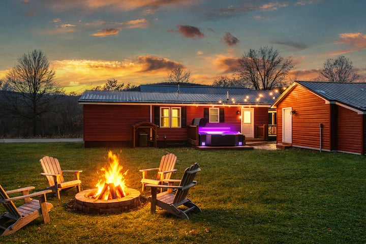10 Min To Evl L Hot Tub L 2 King Beds L Fire Pit - Salamanca, NY