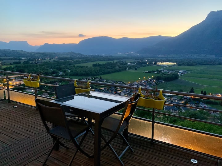 Le Mirad’or - Wifi Parking Terrasse By C.l.g - Aiguebelle