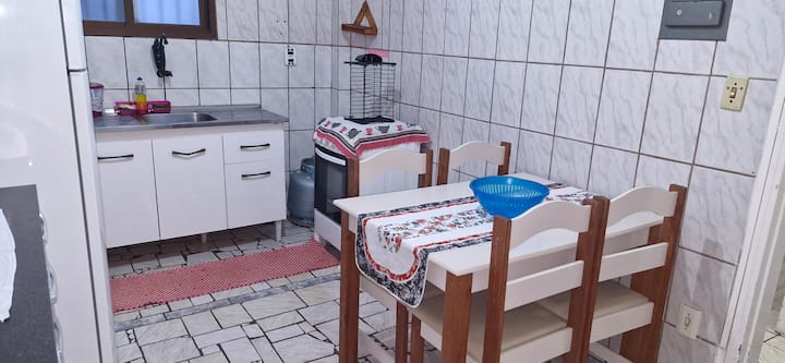 [Kitnet] Térrea Bem Localizada - Perequê-acu - Ubatuba