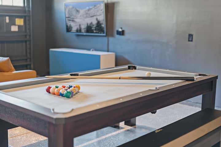 Clt Luxe Home | Hot Tub | Game Room | Sleeps 16 - Charlotte, NC