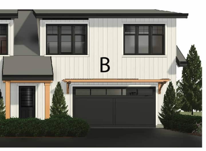 Dushi Beach Apartment Loft, "Unit B" - Southampton