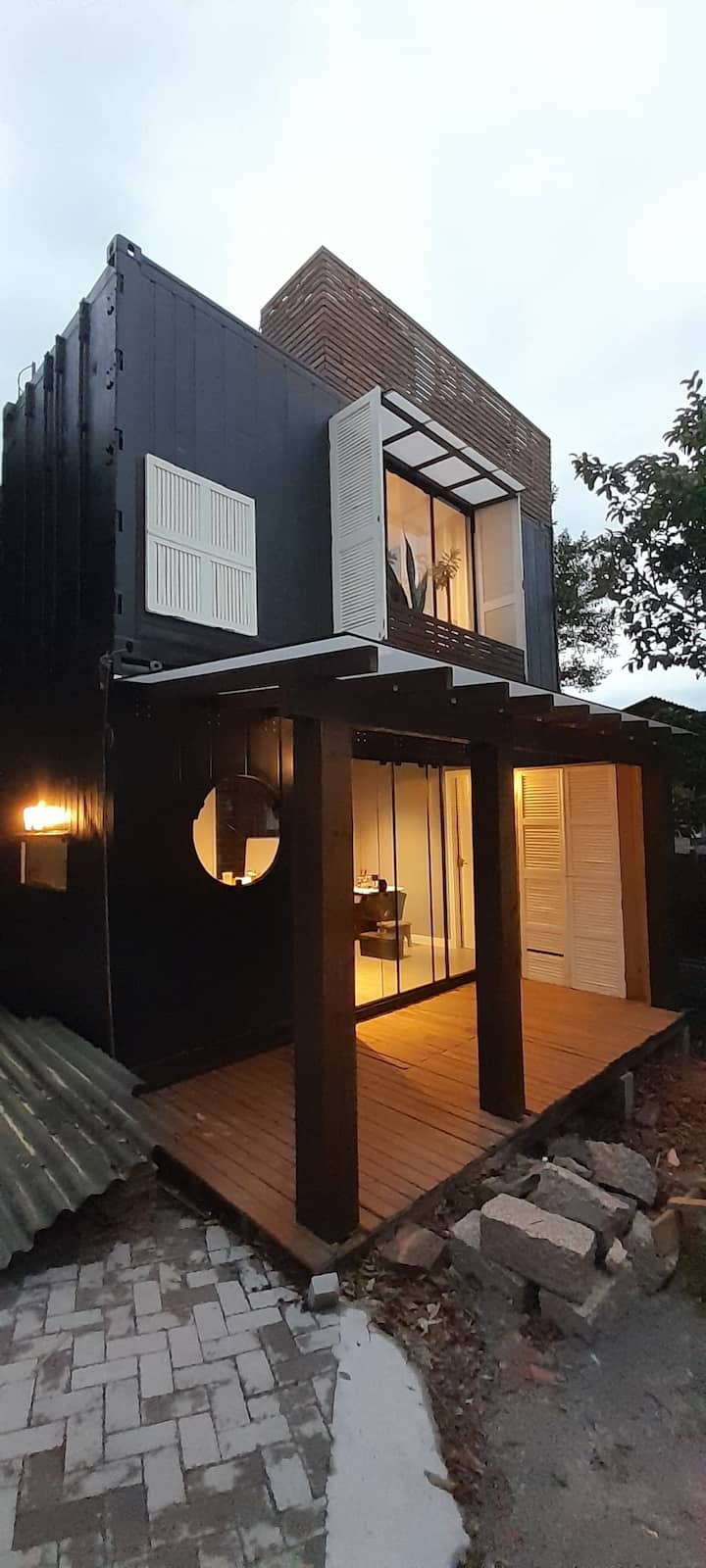 Casa Araçá,  A Uma Quadra Do Mar, Quintal Privat. - Florianópolis