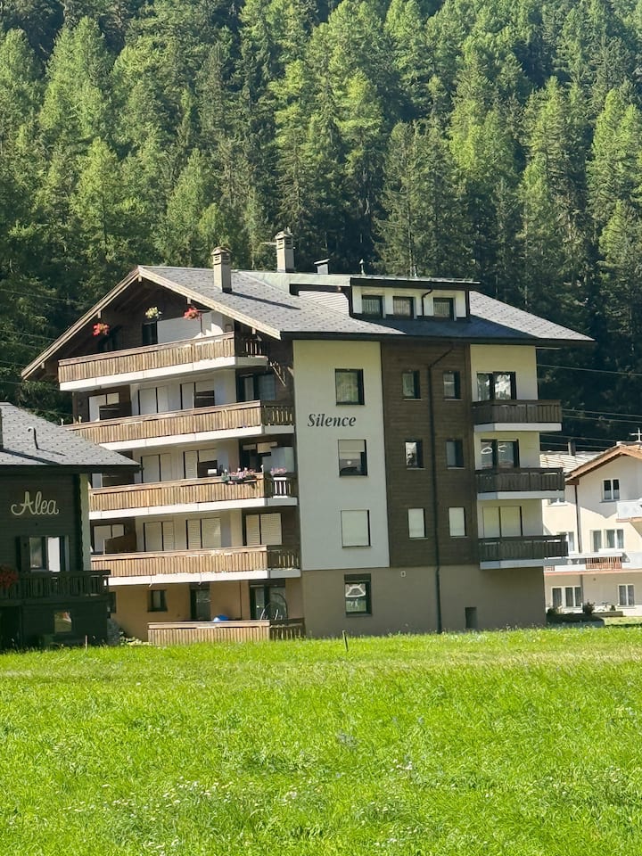 Haus Silence – Ruhe, Berge & Sonne Im Saastal - Saas-Grund