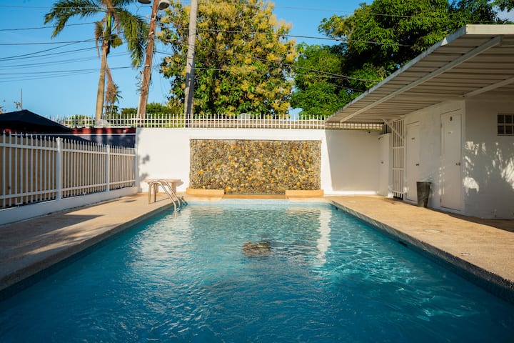 Pelican Reef Villa 4 - Dorado