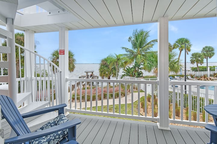 Coastal Gem | Light & Airy Waterfront Retreat - Stuart, FL