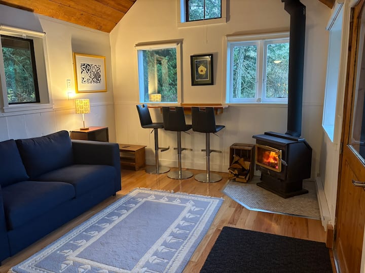 The Willow Loft - Salt Spring Island