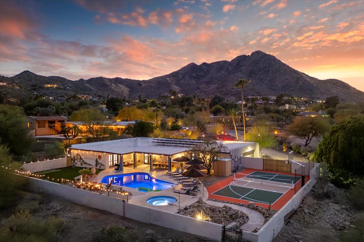 The Starling Estate | Sleeps 16 • Pool & Sauna - 美國