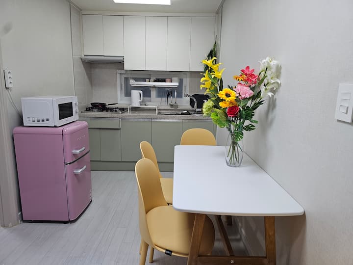 동묘앞역 도보 8분#ddp#홍대#성수동#경복궁#종로#남산#명동#광장시장/302호 - 