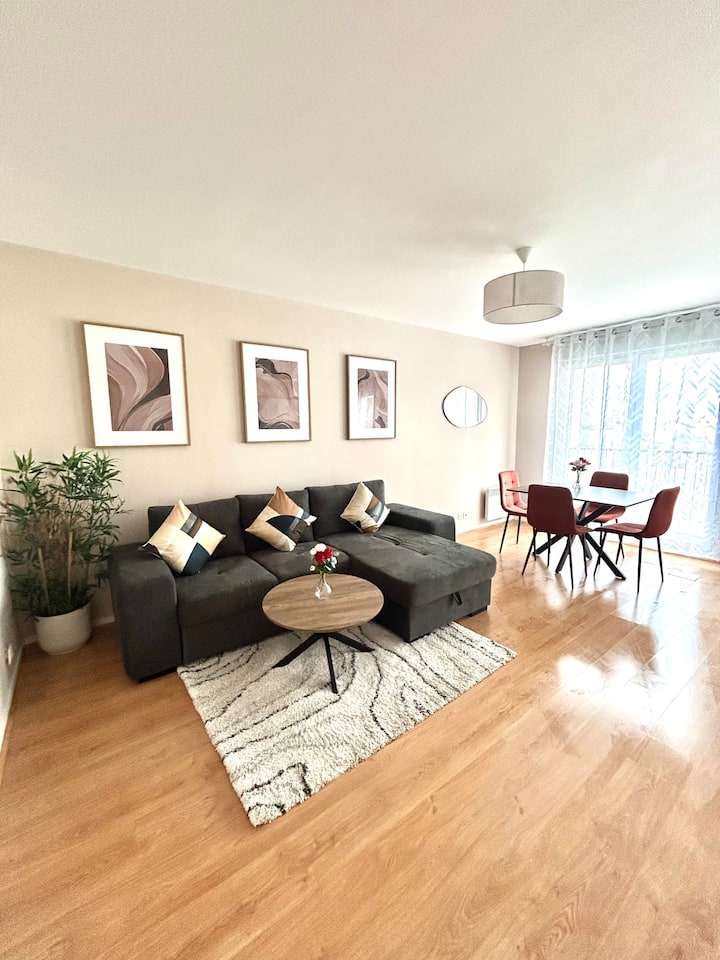 Cosy Flat Face Au Métro &Parking Intérieur Gratuit - Stade de France