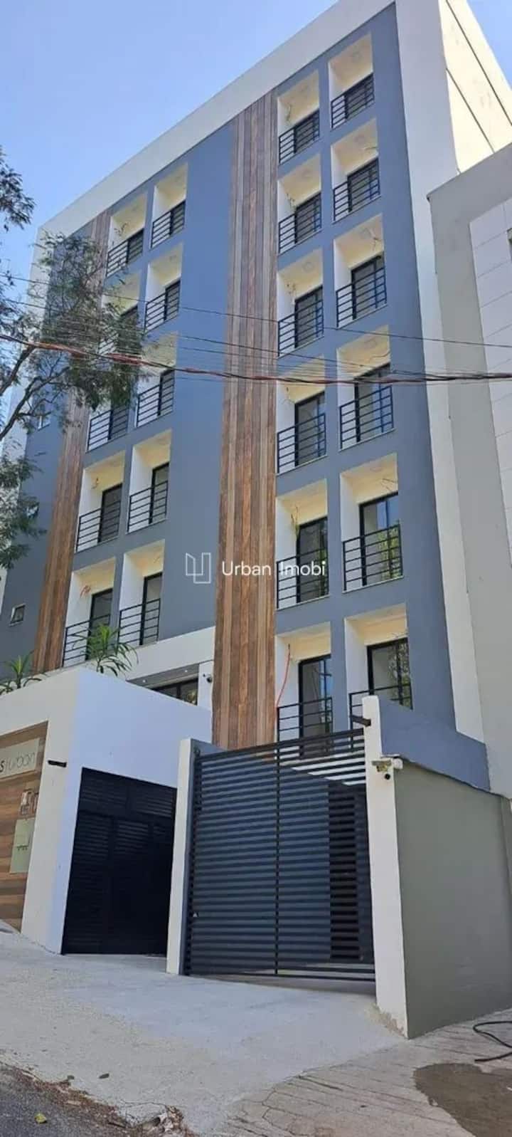 Flat Jardim Amália - Com Varanda. - Volta Redonda