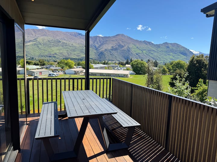 Stylish Wanaka Escape - Wanaka