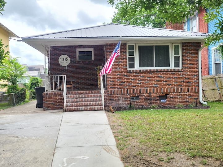 Cozy 2 Bedroom Home Downtown-king And Queen Beds - Augusta, GA