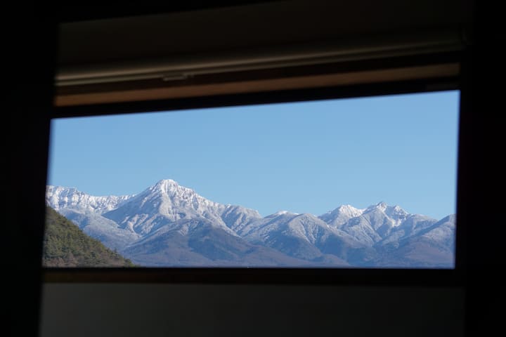 八ヶ岳 霧ヶ峰を田園風景から望む 古民家一棟貸切の宿
こずみ - Chino