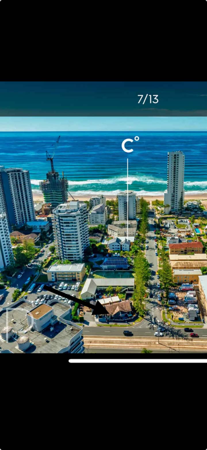 Coastal Comfort In Surfers Paradise - Surfers Paradise