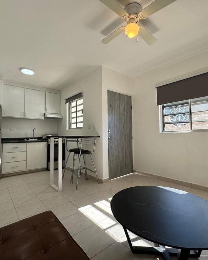 Departamento En Planta Baja A 5 Min Del Consulado - Nogales, AZ