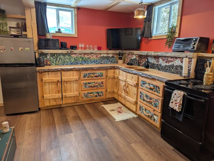 The Headwater Hideout N' Woodfired Sauna - Kanada