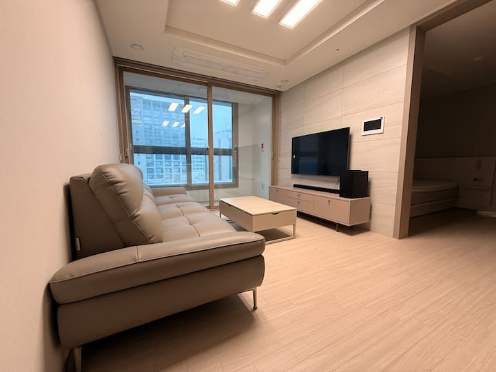 에머슨 스위트 수원(Emerson Suites Suwon) - Suwon-si