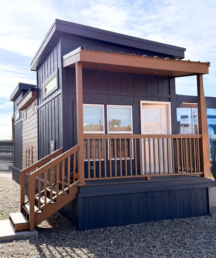 Cozy Tiny Home King Room #12e - Page, AZ