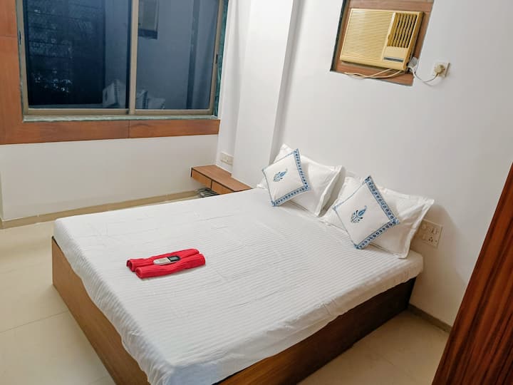 Super Spacious 3bhk In Mahim By Mayflower Abode - Mumbai