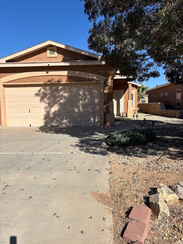 Best Cozy Place For Your Stay - 拉斯克魯塞斯