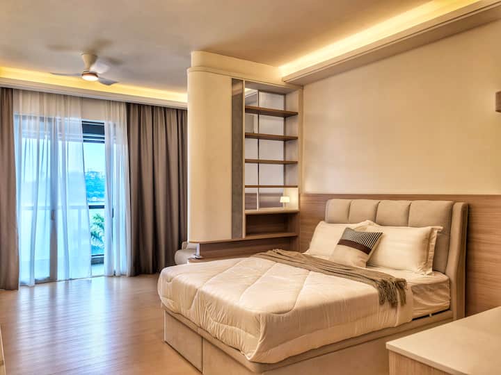 R&f Princess Cove, Seafront Studio, Jb Central - Sembawang