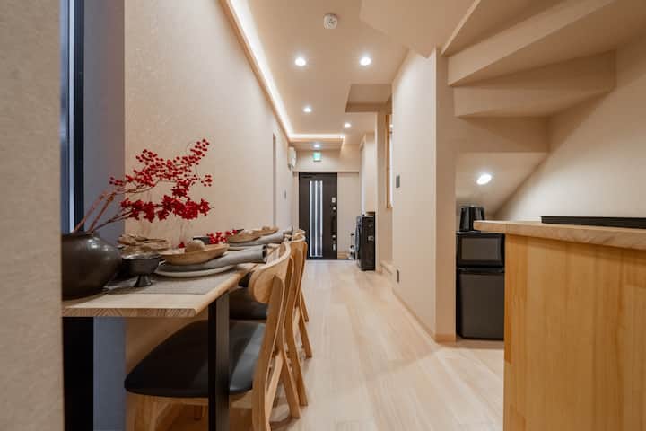 (明家)最寄り駅 徒歩4分 ダウンタウンとUsjへの直通線 2寝室　最大4名利用 - Umeda