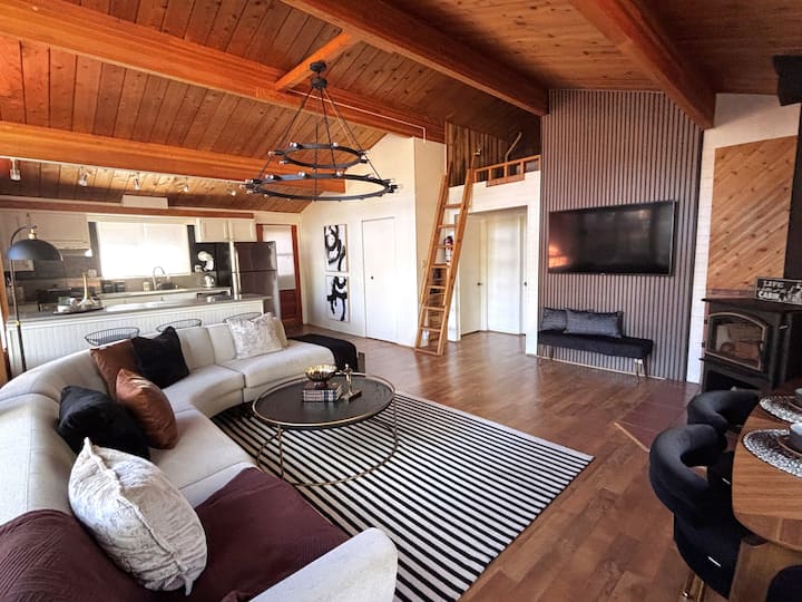 The Perfect Cabin Getaway In Munds Park - Munds Park, AZ