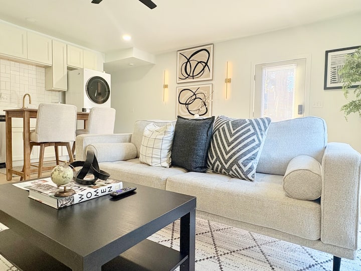 Luxe Port City Guesthouse! - Portsmouth, VA