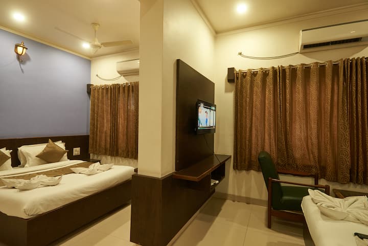 Pride Inn Shirdi - Shirdi