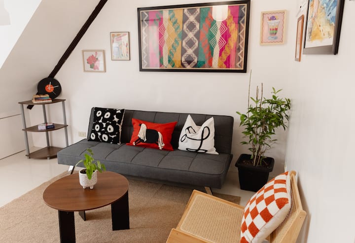 Townhouse W/pool -Super Fast Wifi -10 Mins Airport - Puerto Princesa