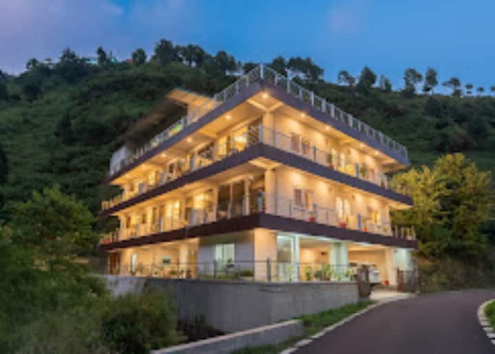 Hotel Creek Valley - Mussoorie