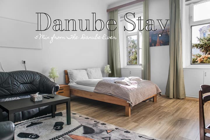 Charming 1br Apt. With Garden | Near Danube River - Vienna Schwechat Airport (VIE)