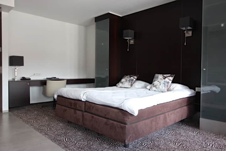 Deluxe Triple Room -Grand Hotel West Ende- Helmond - Helmond