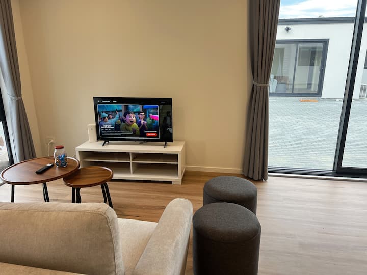 Brand New 3 Bedroom House - Rolleston