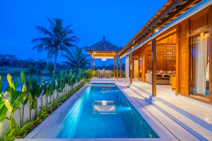 2 Br Villa 2 Bath, Private Pool,  Rice Field View. - Australia