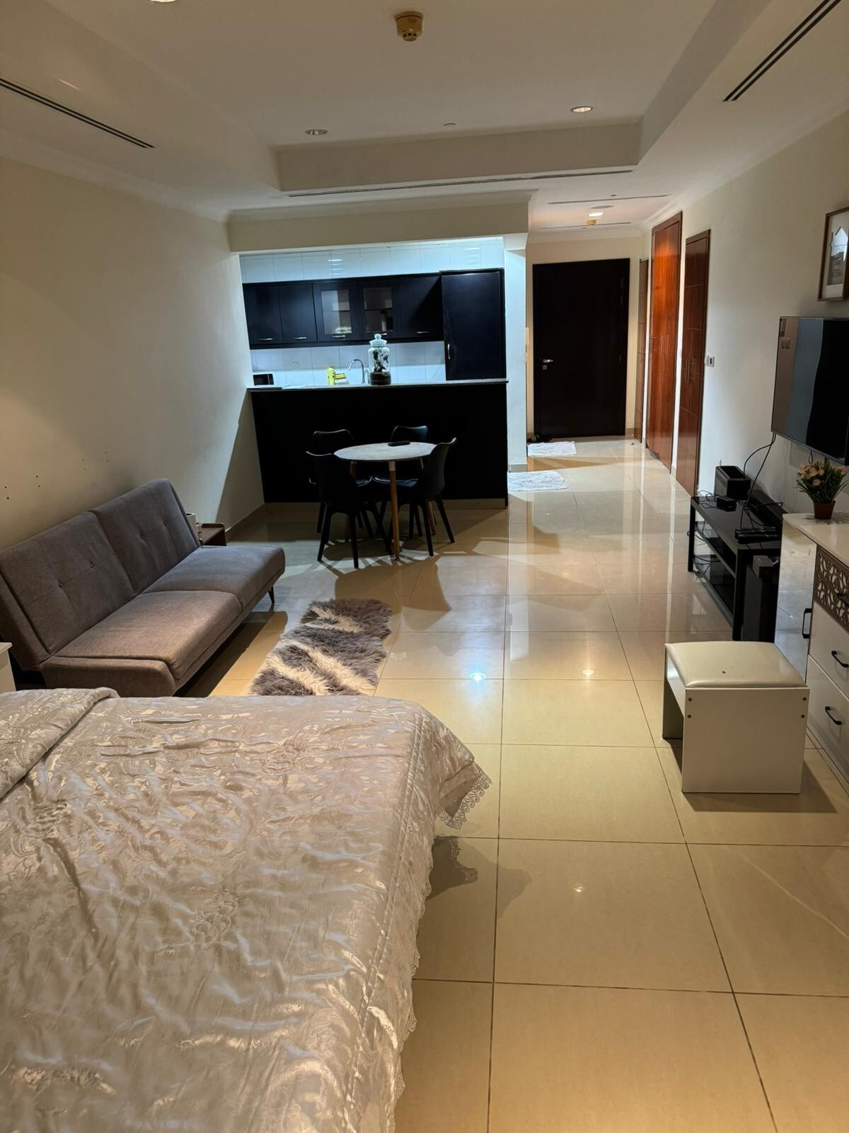 Luxurious Marina View Apartment Pearl Qatar - Flats for Rent in Doha ...