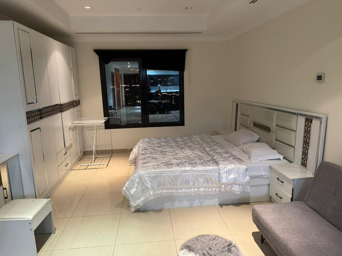 Luxurious Marina View Apartment Pearl Qatar - Flats for Rent in Doha ...