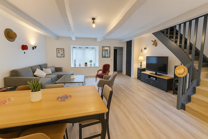 Yffiniac Family House - Yffiniac