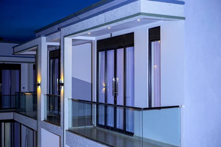 Serene 1bed Studio In Mbarara W/ Wi-fi And Parking - Uganda