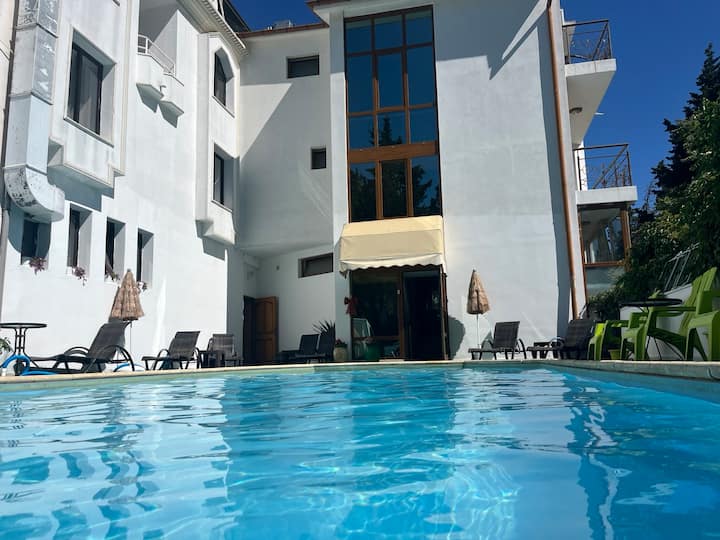 Апартамент Холи - Sozopol