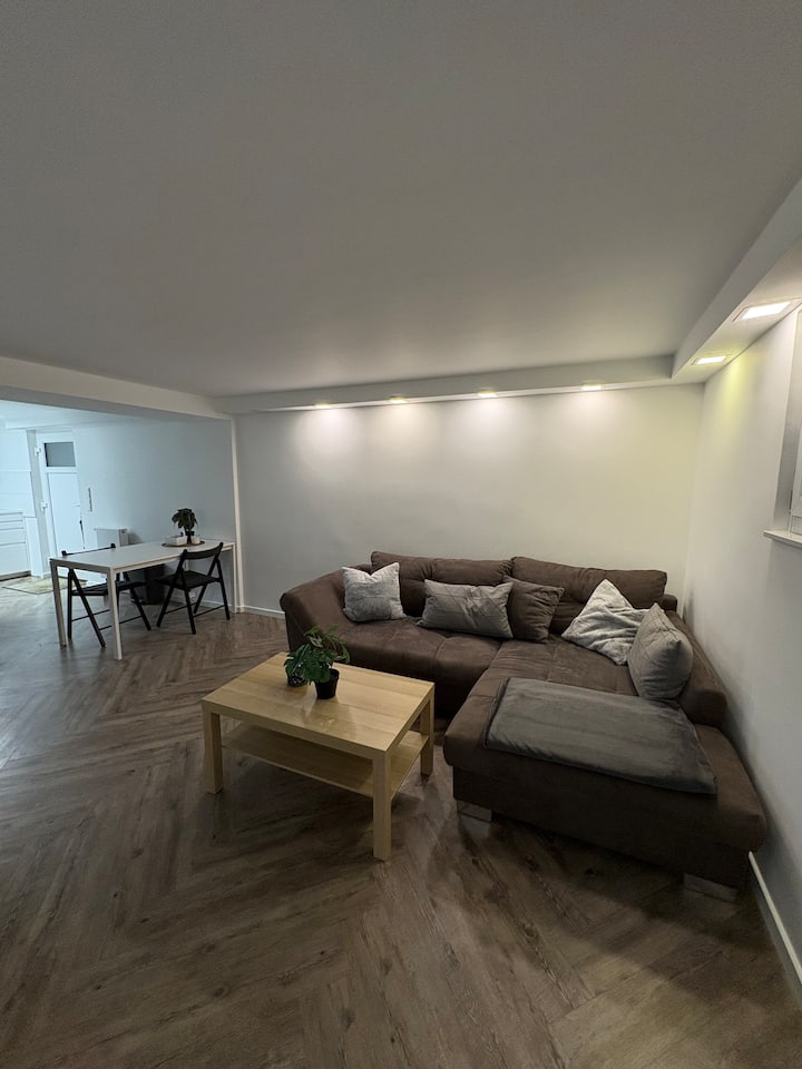 Modern Apartment With Bathroom And Kitchen - Leinfelden-Echterdingen