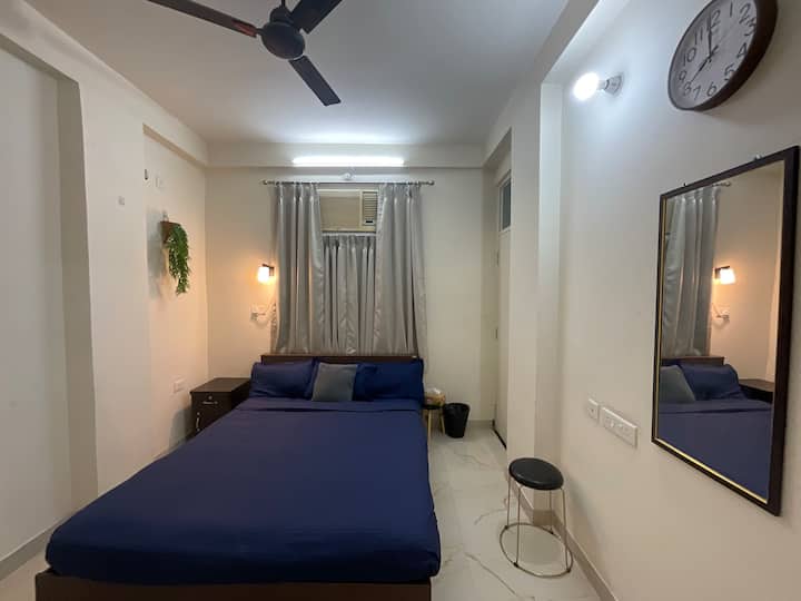 Aadiyogi:cozy 1bhk|couple Friendly|10 Min To Ghats - Varanasi