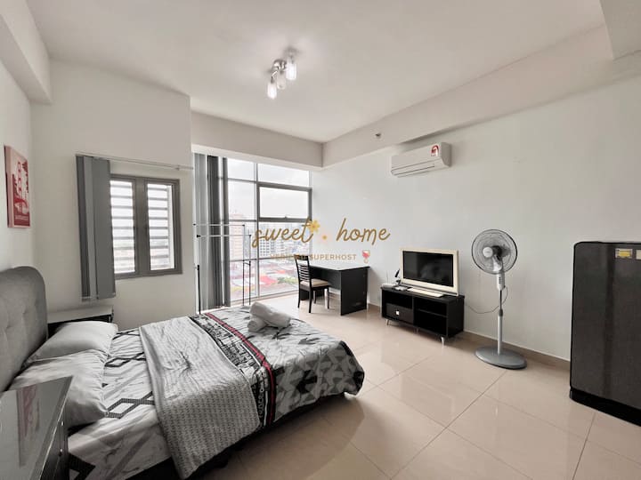 #20 Studio Next To Lrt【ss15 Courtyard, Subang】3pax - Subang Jaya