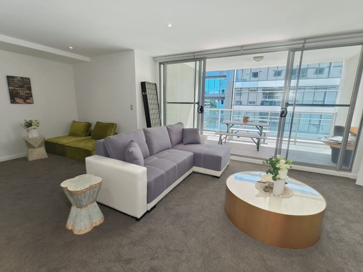 8 Mins Walk To Station Westfeild Free Parking - Parramatta