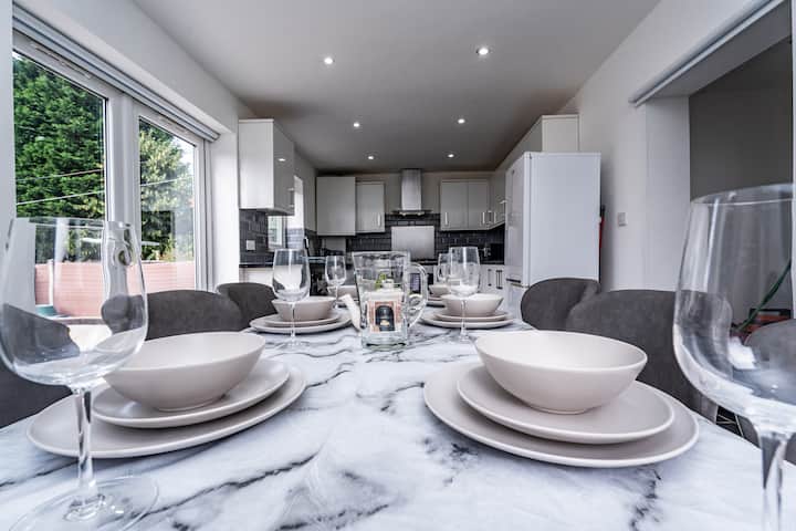 5br|contractors| Wi-fi| Parking| Long Stay-40%off - Nottingham