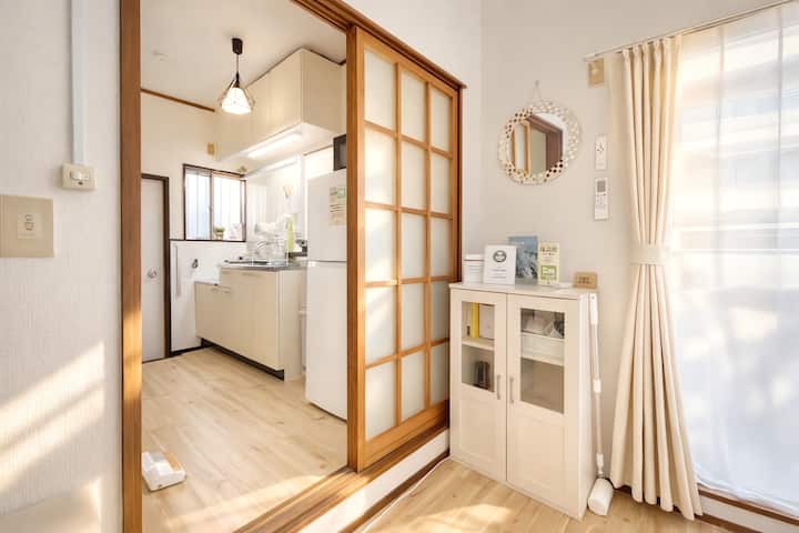 Hoshino Guesthouse/ホームシアター付き/コインパーキングあり/博多エリア直通 - Fukuoka