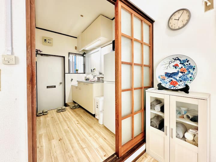 星野民宿|近博多站|安静居民区|有投币式停车场|箱崎站步行十分钟|禁烟房间 - Fukuoka